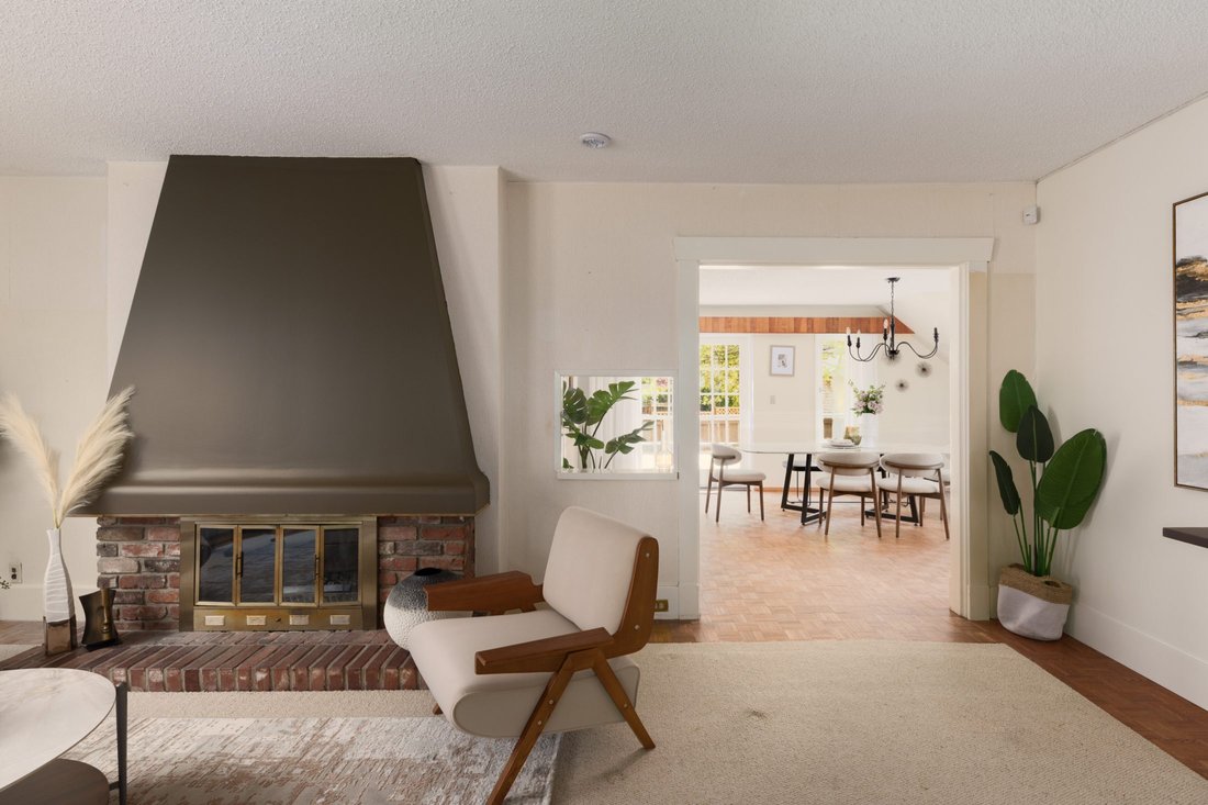 4138 West 13e Avenue Dans Vancouver, Colombie Britannique, Canada à ...