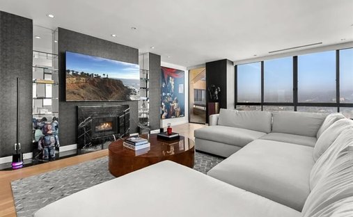 Listings by The Agency – Calabasas - United States | JamesEdition