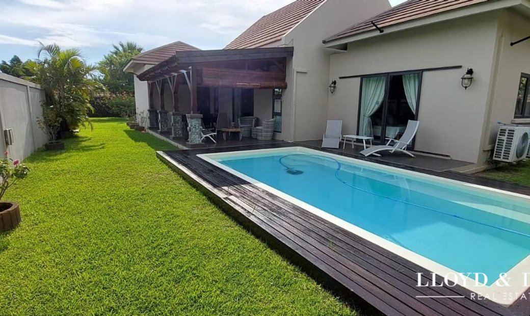 Tamarin House In Tamarin, Rivière Noire District, Mauritius For Sale ...