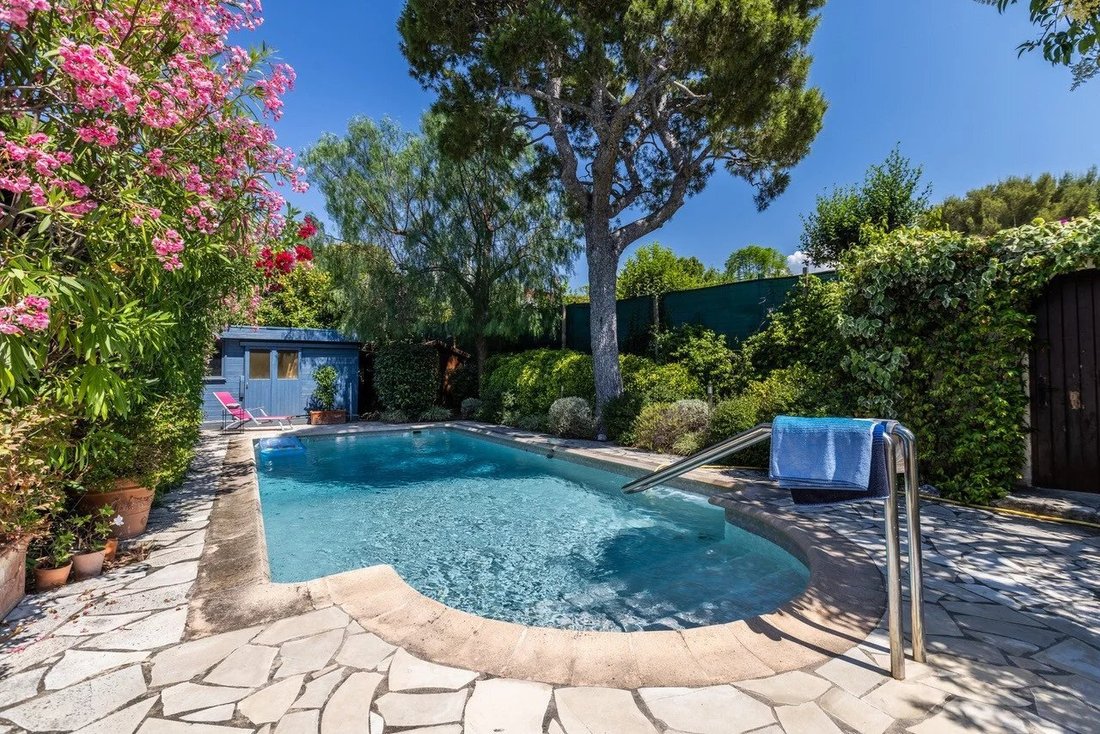 An Exclusive Villa En Saint Jean Cap Ferrat, Provenza Alpes Costa Azul ...