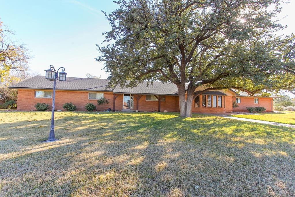 Single Family Residence In Big Spring In Big Spring, Texas, United ...