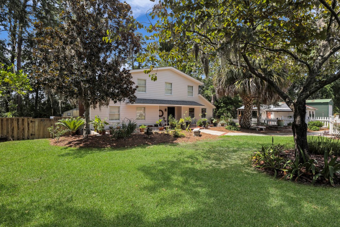 Rare Blend Of Privacy And Convenience In En Savannah, Georgia, Estados ...