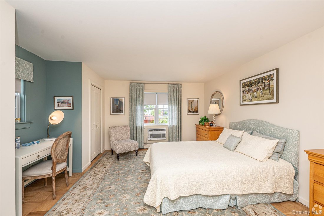 118 Captains Drive West Babylon, New In West Babylon, New York, United ...