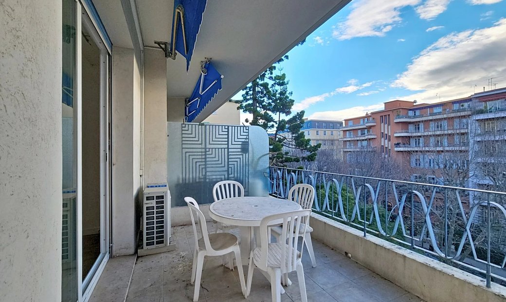Rare – Nice 3 Room Apartment With In Nice, Provence Alpes Côte D'azur ...