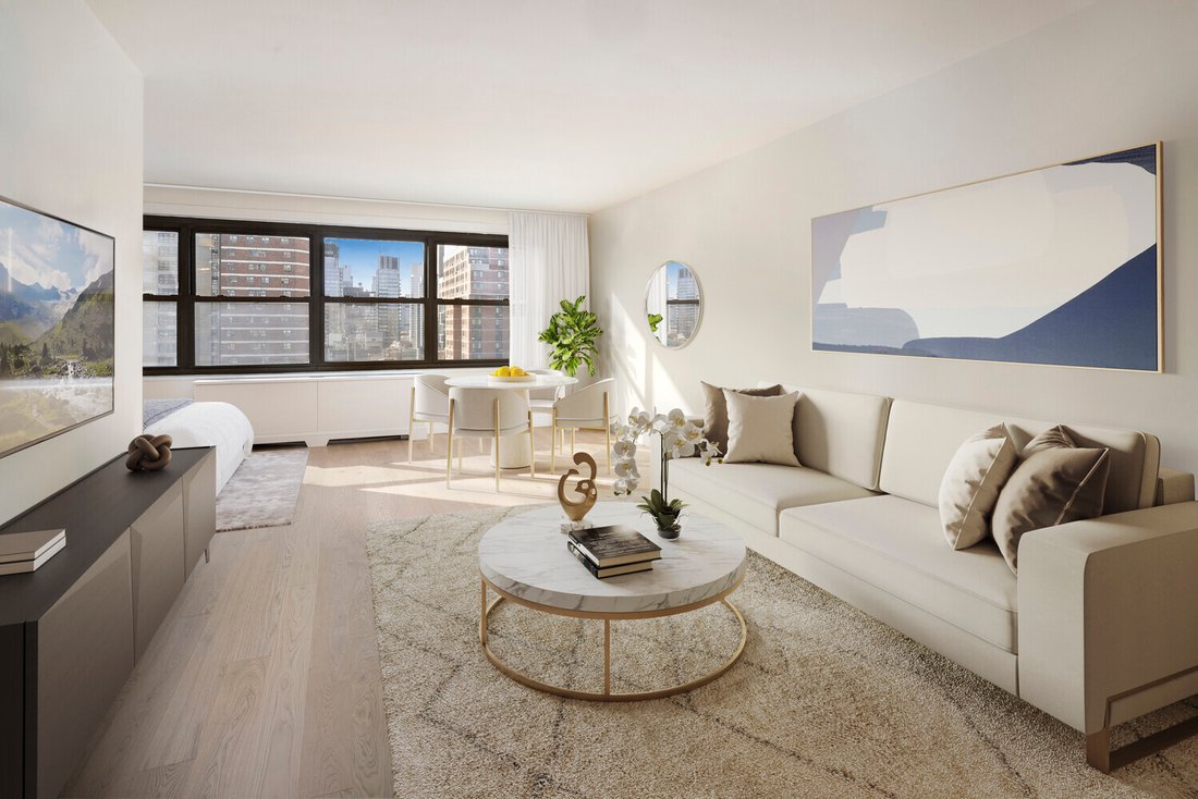 Lincoln Towers 140, 140 W End Ave, 19 F In New York, New York, United ...