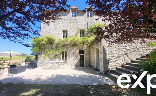 Luxury estates with garden for sale in Montaut, Occitanie, France ...