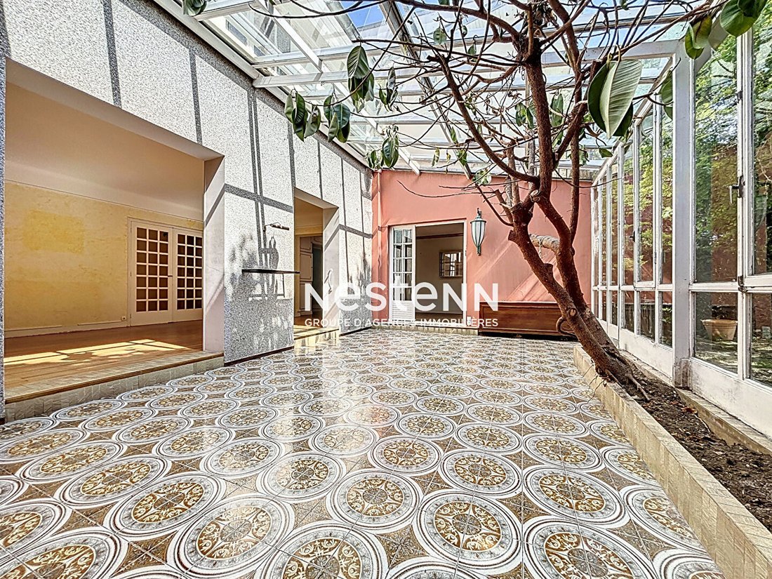 Issy Les Moulineaux In Issy Les Moulineaux, île De France, Frankreich ...