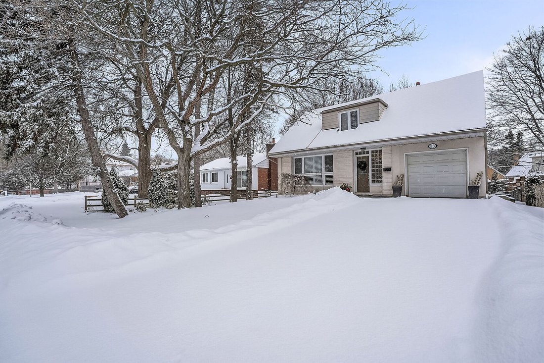 15 Addison Cres In Toronto, Ontario, Kanada Zu Verkaufen (16885944)