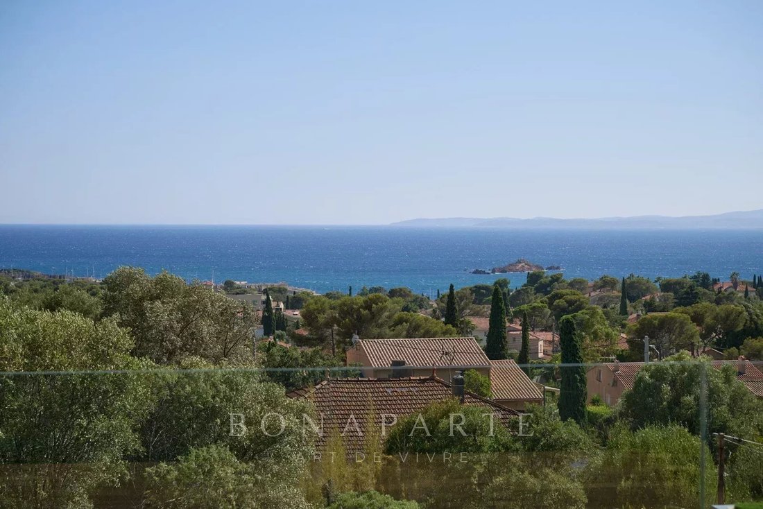 Saint Raphaël Villa En Saint Raphaël, Provenza Alpes Costa Azul ...