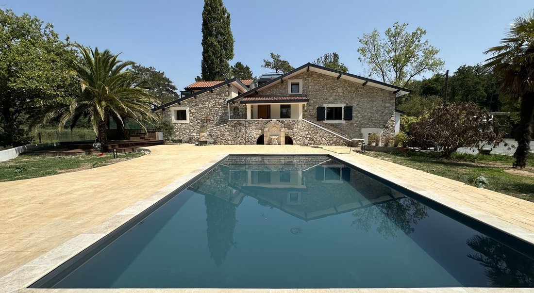 Lieu Exceptionnel De 15 Hectares Dont 3 Dans Anglet, Nouvelle Aquitaine ...