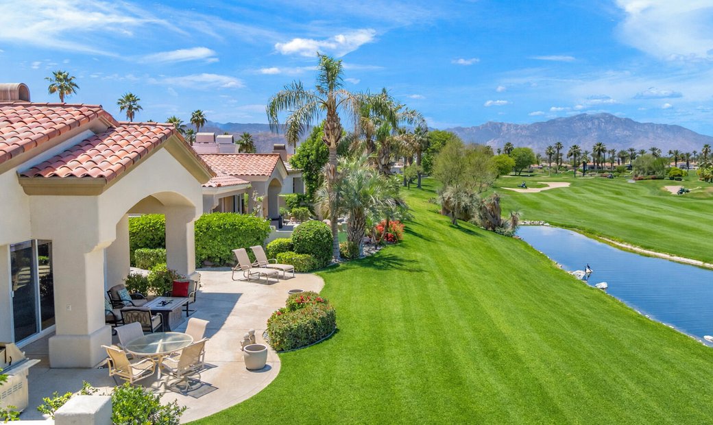 Single Family Residence In Palm Desert Dans Palm Desert, Californie ...