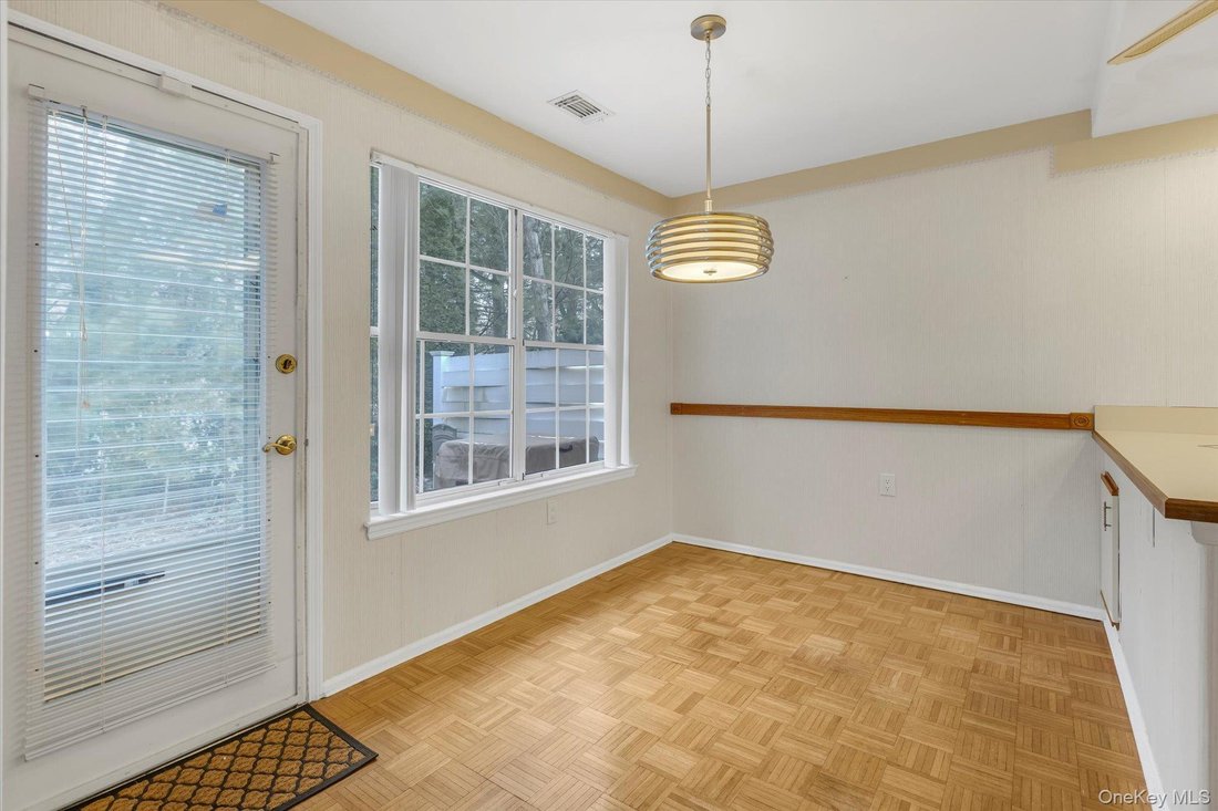 289 Glen Drive Ridge, New York In Ridge, New York, United States For ...