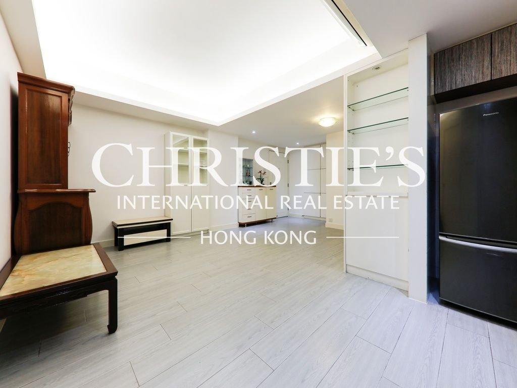 Yee Hing Building En Hong Kong, Hong Kong En Venta (16879398)
