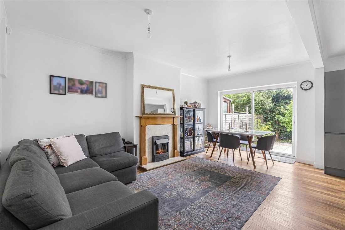 Wingfield Road, Kingston Upon En Kingston Upon Thames, Inglaterra ...