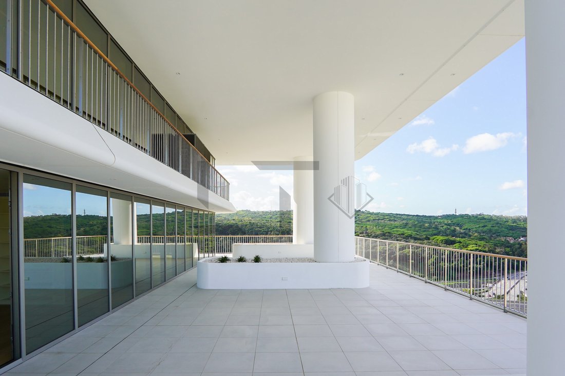 6 Bedroom Duplex Apartment In Infinity Tower In Campolide, Lisbon ...