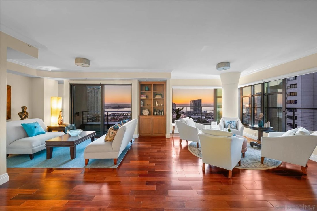 Condominium In San Diego In San Diego, California, United States For ...