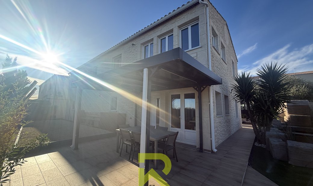 Poussan Localisation Stratégique Proximité Dans Poussan, Occitanie ...