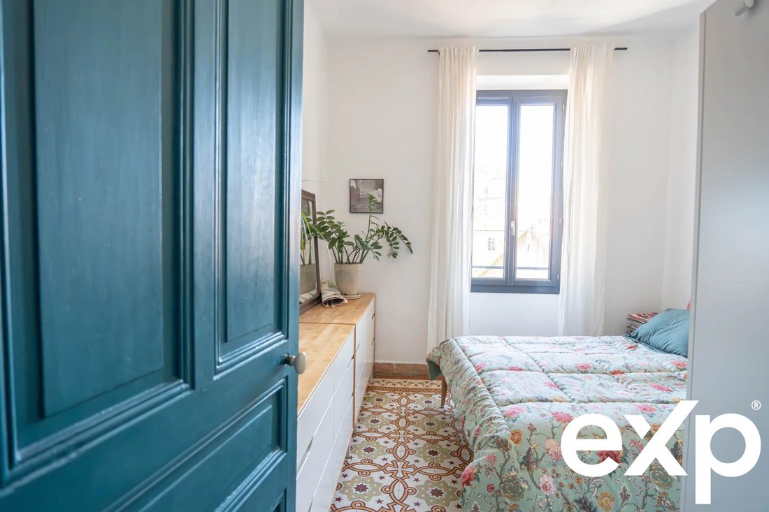 Nîmes Bourgeoise In Nîmes, Occitanie, France For Sale (16863986)