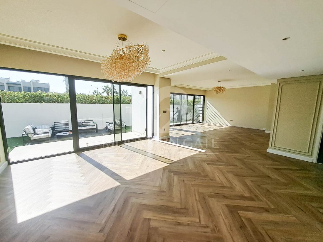 V3 Luxury Fully Upgraded Vacant In Dubai, Dubai, United Arab Emirates ...