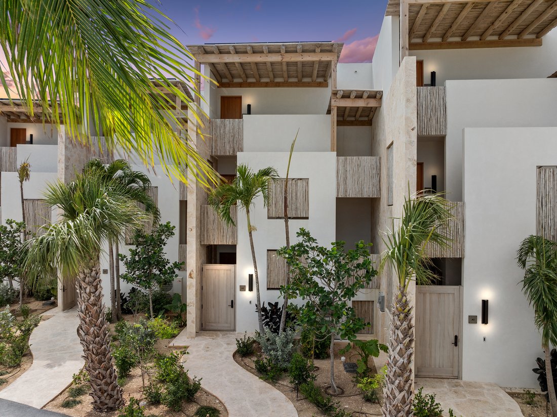 The In Cooper Jack Bay Settlement, Caicos Islands, Turks And Caicos ...