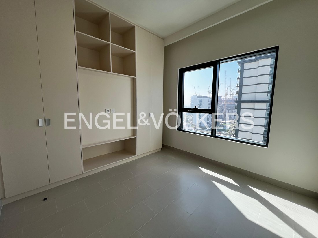 Park View | Spacious | In Dubai, Dubai, Vereinigte Arabische Emirate Zu ...