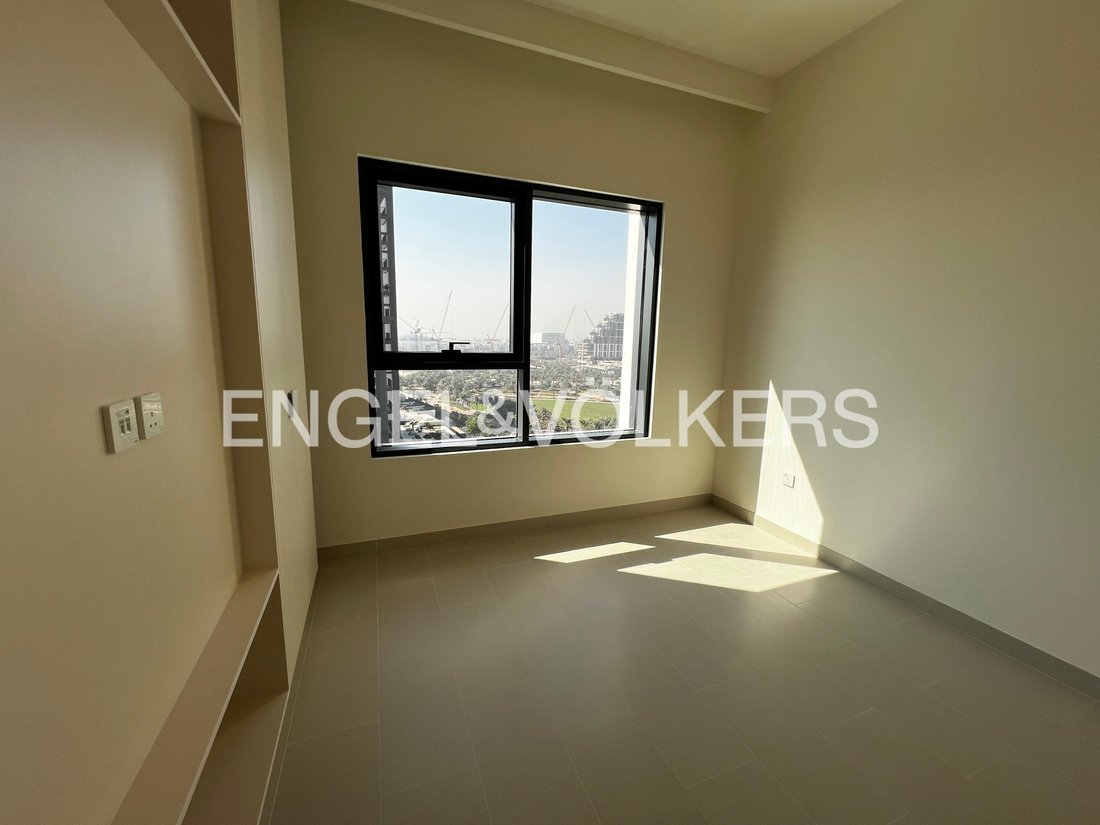Park View | Spacious | In Dubai, Dubai, Vereinigte Arabische Emirate Zu ...