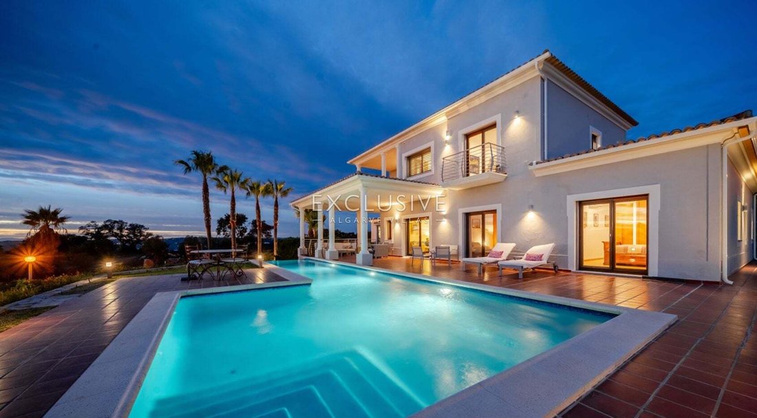 Luxury 5 Bedroom Villa With Sea In Santa Barbara De Nexe, Algarve ...