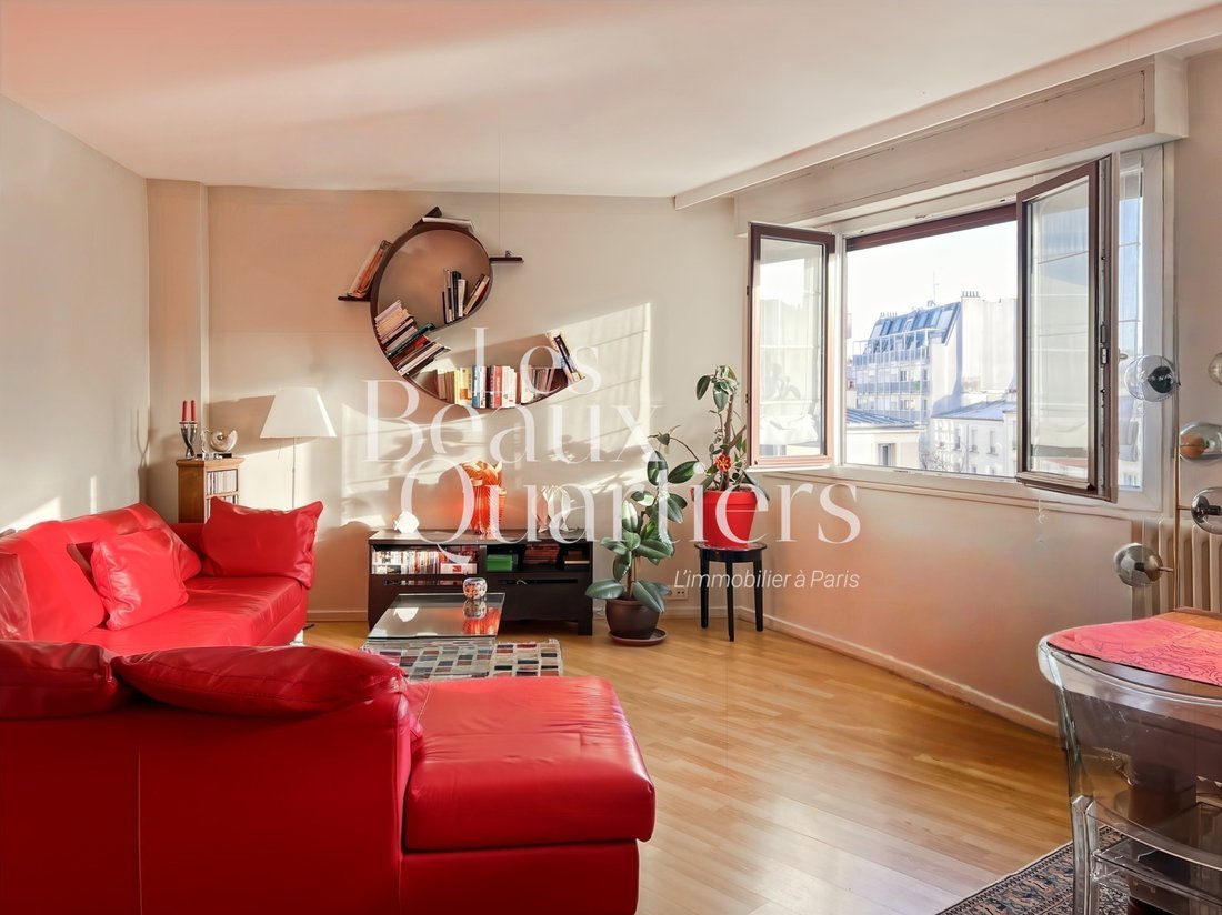 Paris 15th Saint Charles Bright And Quiet In Paris, île De France ...