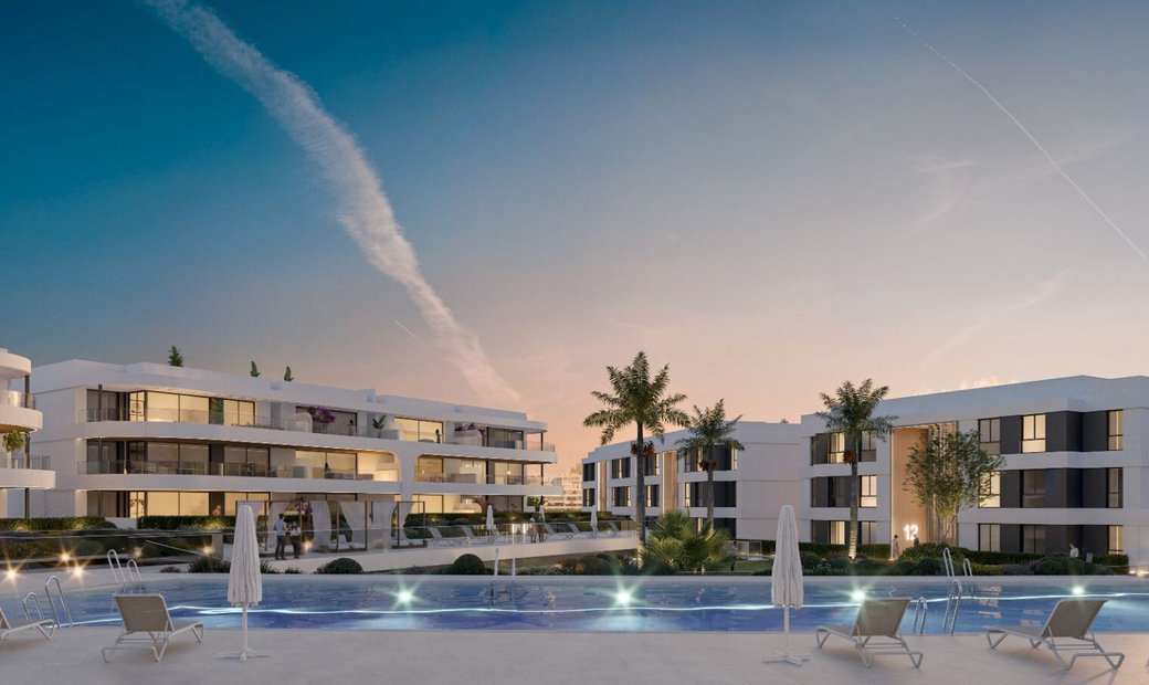 Mejorando La Vida En La Costa: Una Oferta En Estepona, Andalucía ...