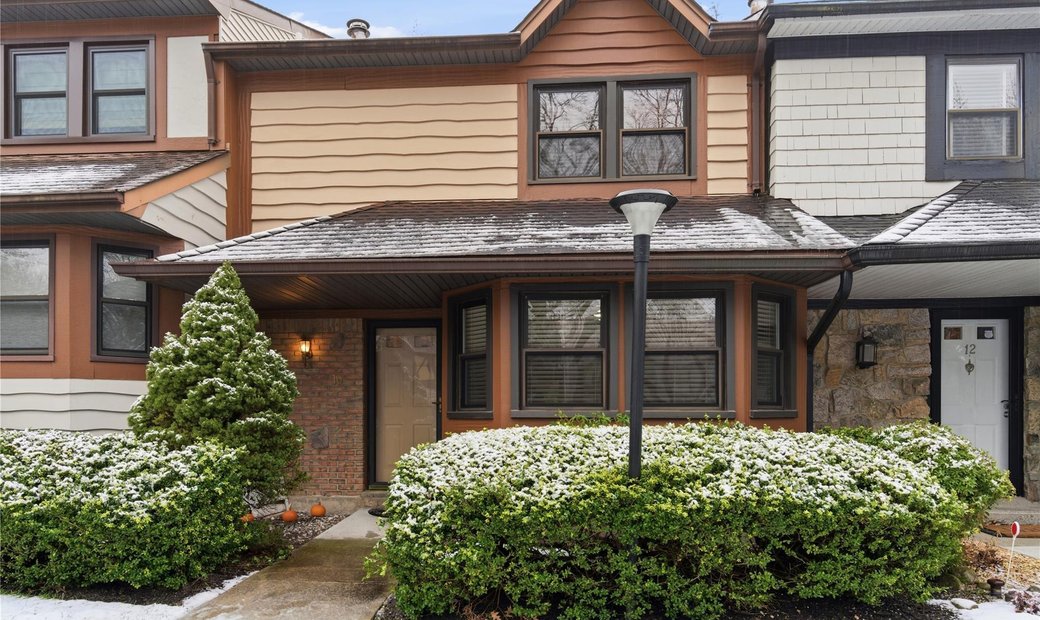 10 Hampton Way, Woodbury, New In Woodbury, New York, Vereinigte Staaten ...