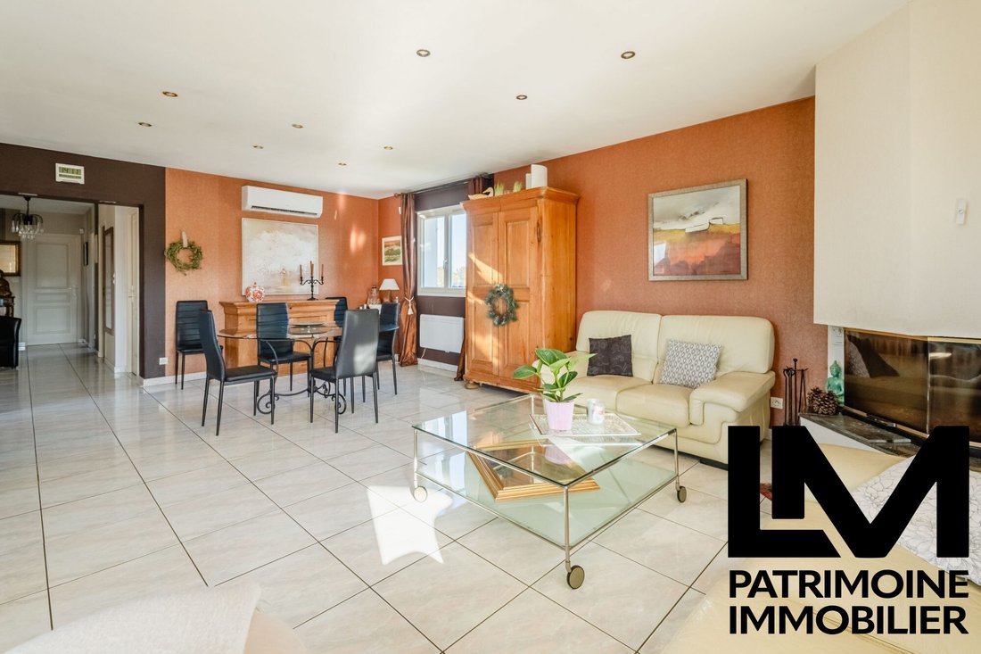 Agde Bourgeoise In Cap D’agde, Okzitanien, Frankreich Zu Verkaufen ...