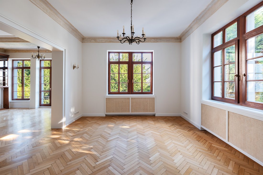 Representative Villa With A En Bratislava, Región De Bratislava ...