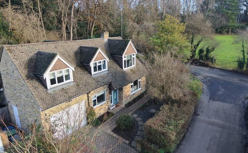 Luxury modern houses for sale in Forty Green, England, United Kingdom ...