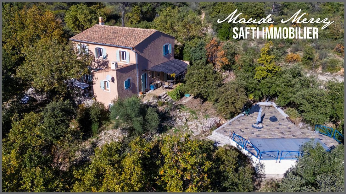 Véritable Havre De En La Roquebrussanne, Provenza Alpes Costa Azul ...