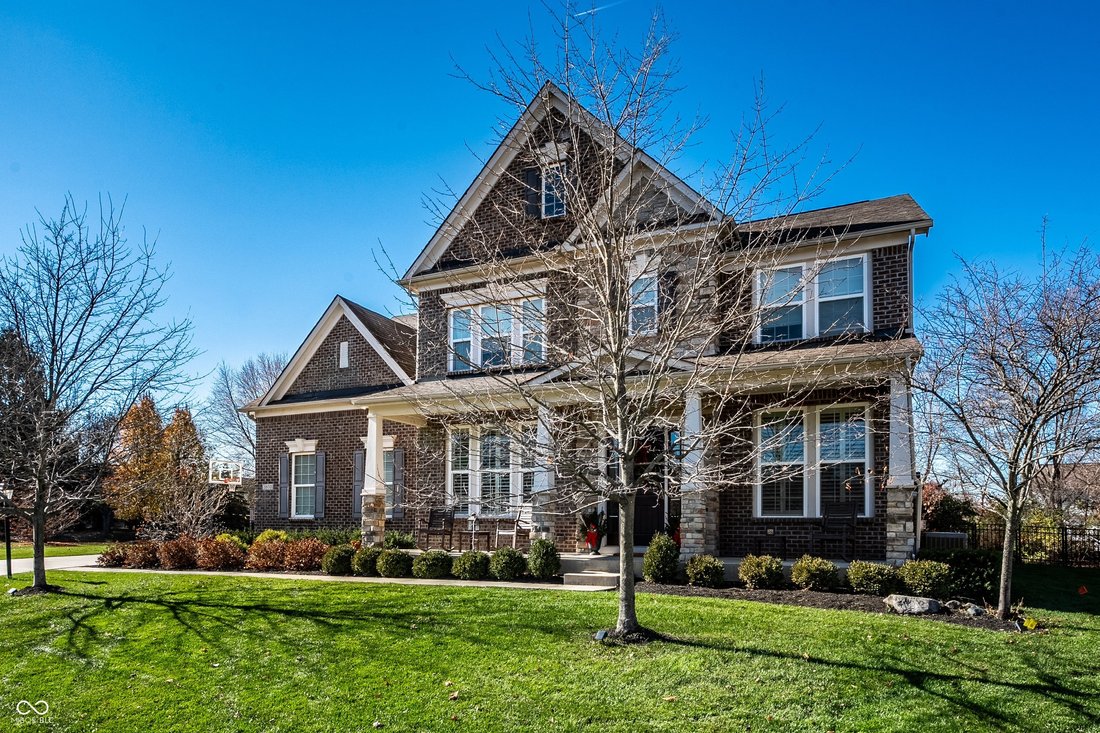 Craftsman Inspired Residence With In Zionsville, Indiana, United States ...