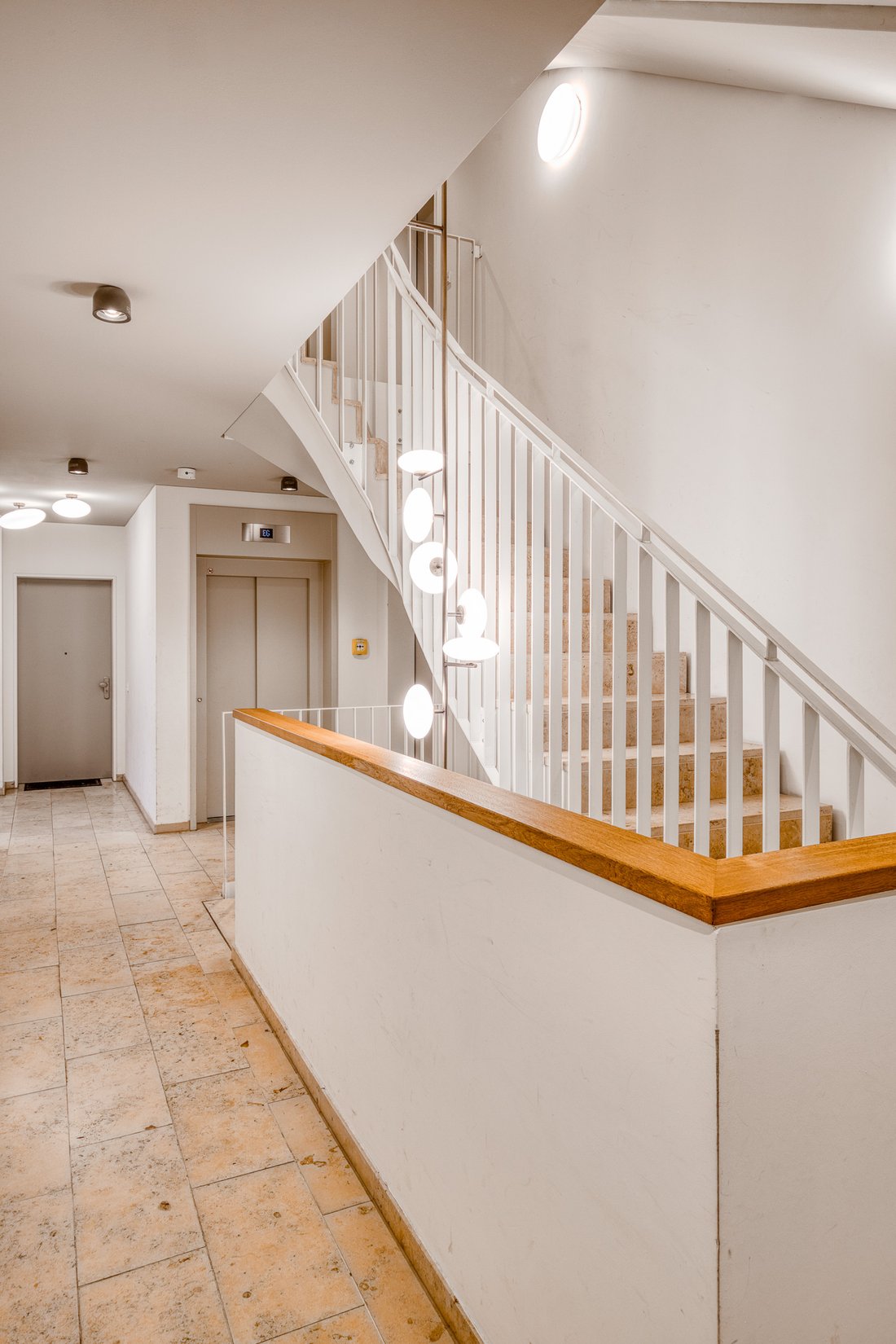 Stunning Corner Appointed 4 Bedroom Apartment Within In Berlin, Berlin ...