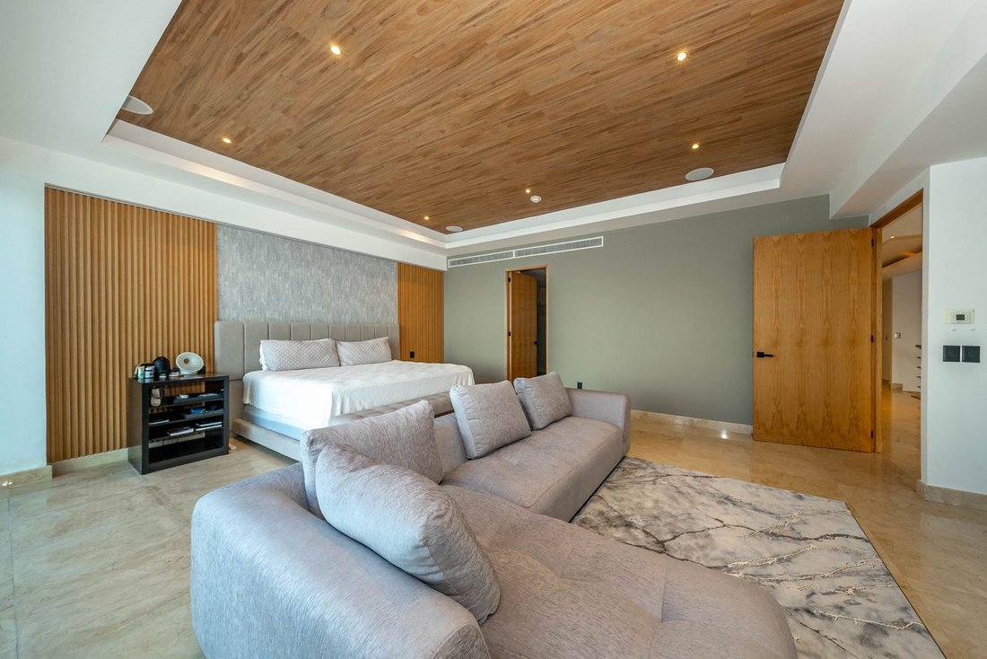 Caribbean Oceanfront Luxury Condo For En Cancún, Quintana Roo, México ...