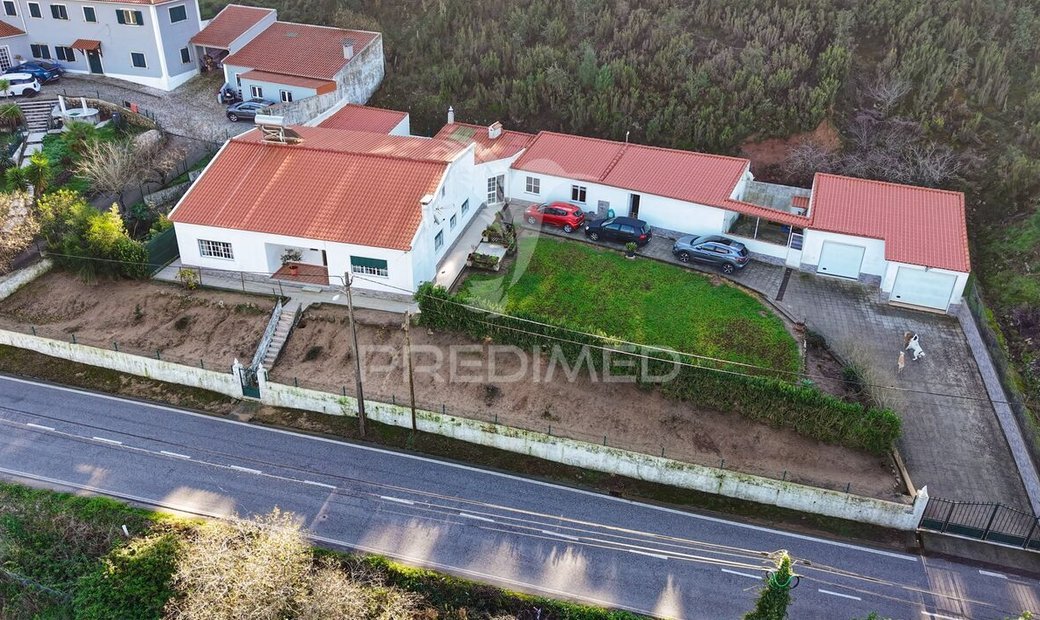 House In Venda Do Pinheiro E Santo Estevao Das Gales, Lisbon, Portugal ...
