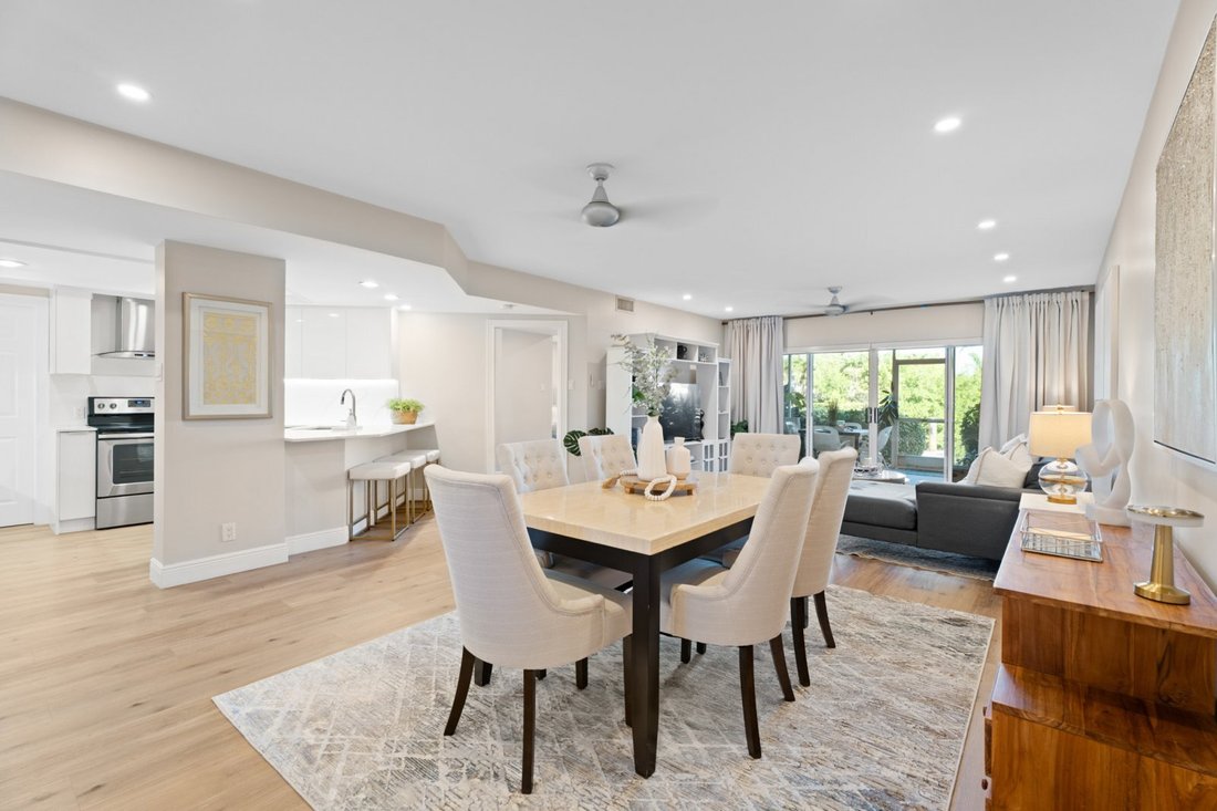 Britannia Regents Court, George In George Town, George Town, Cayman ...