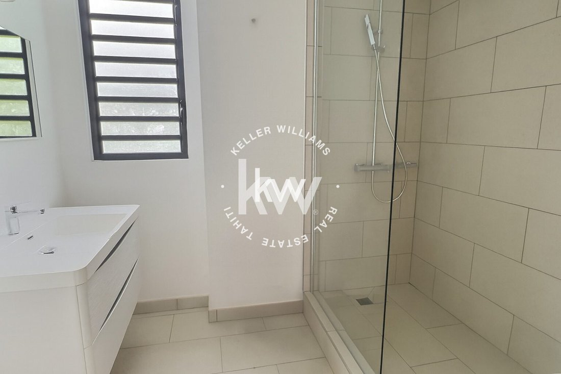 Faaa Apartment In Fa'a'ā, Windward Islands, French Polynesia For Sale ...