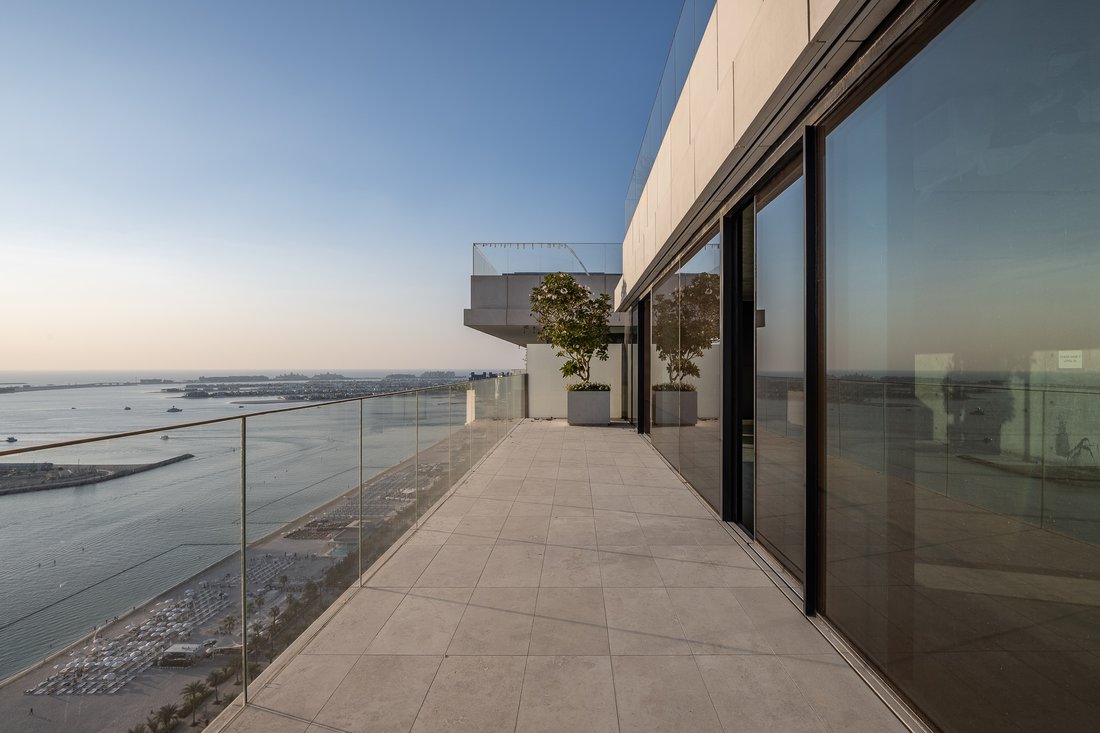 Triplex | Shell & Core | Corner Unit In Dubai, Dubai, United Arab ...
