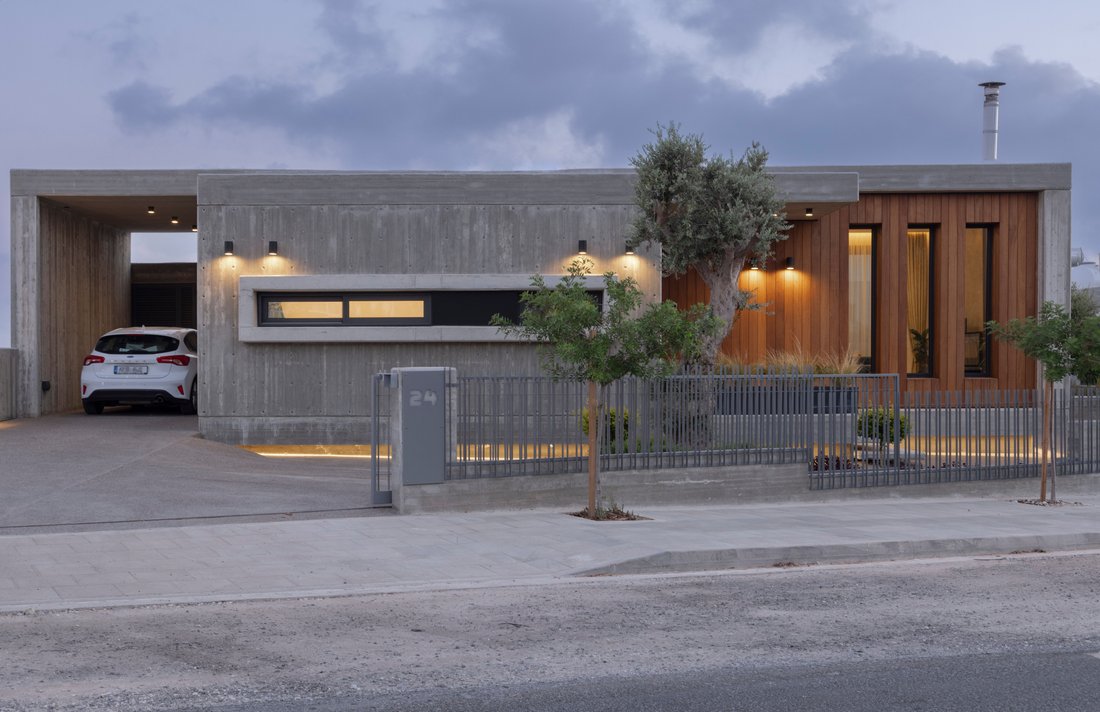 A Resale 4 Bedroom Villa In The En Yeroskipou, Distrito De Pafos, Chipre En Venta (16890463)