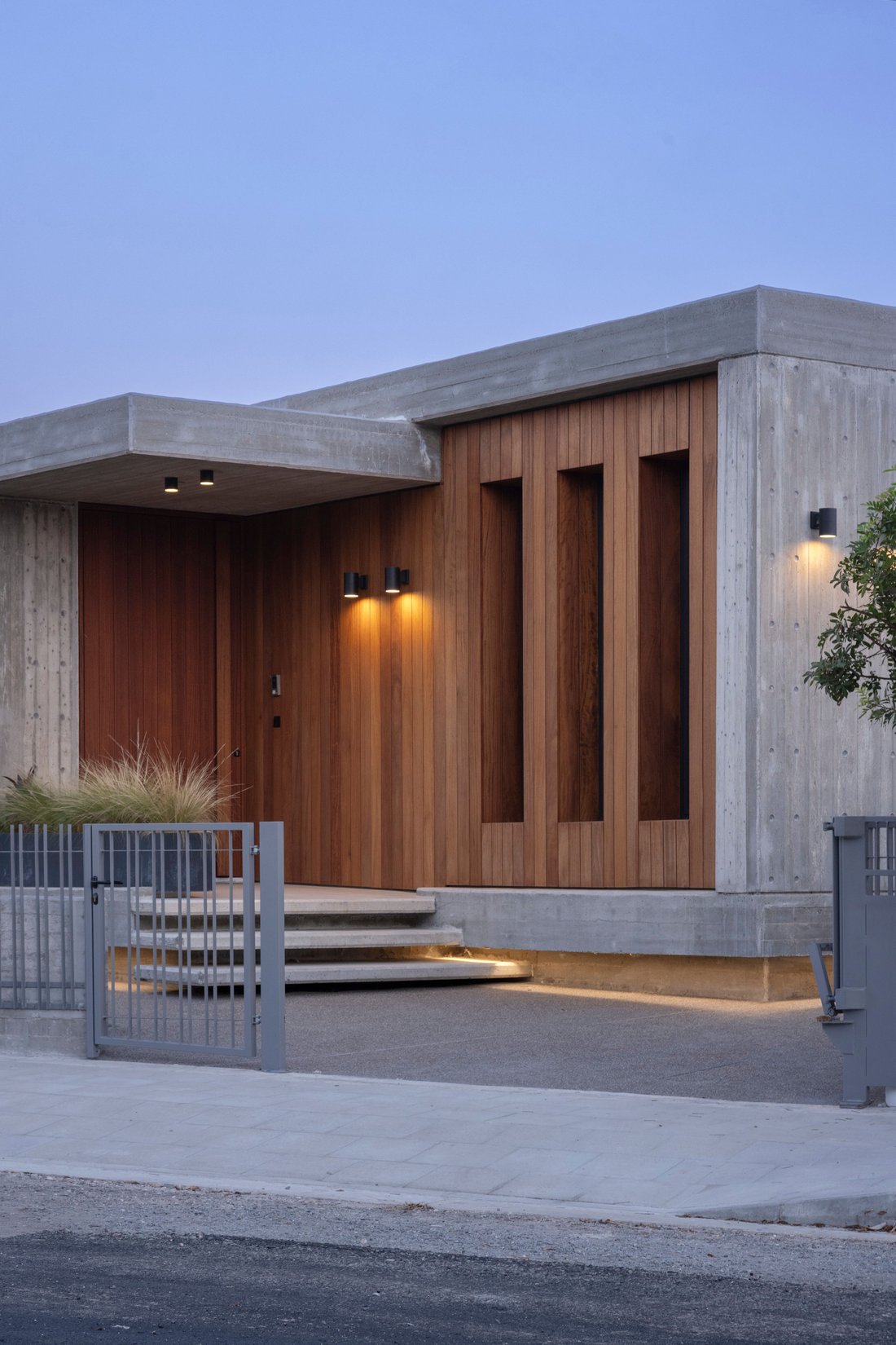 A Resale 4 Bedroom Villa In The En Yeroskipou, Distrito De Pafos, Chipre En Venta (16890463)