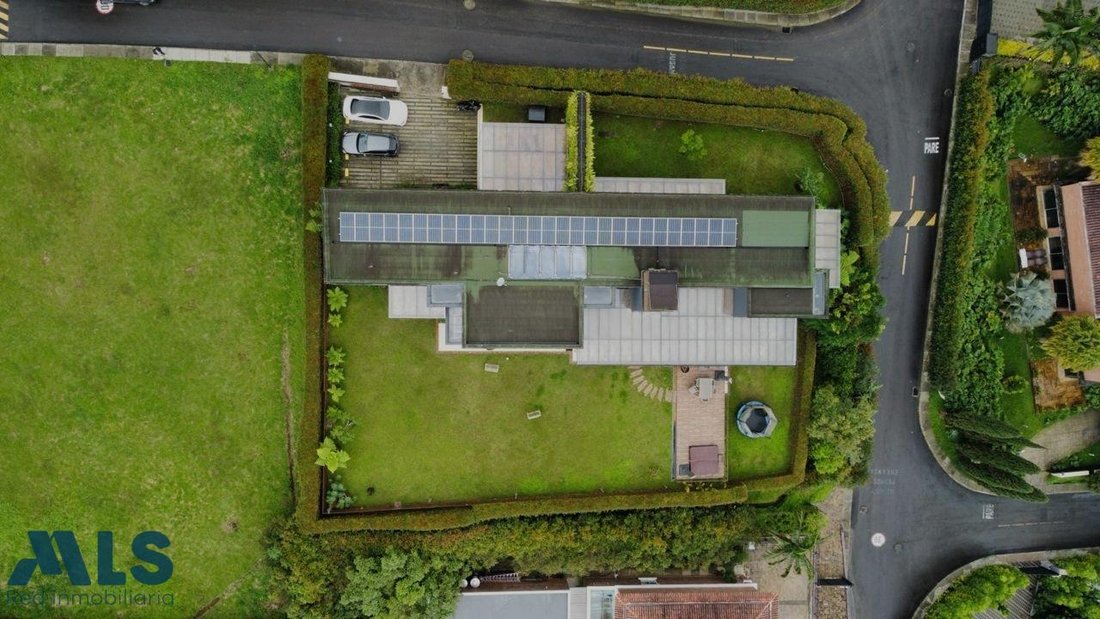 Belle Maison De Campagne à La Loma Del Dans Envigado, Antioquia ...