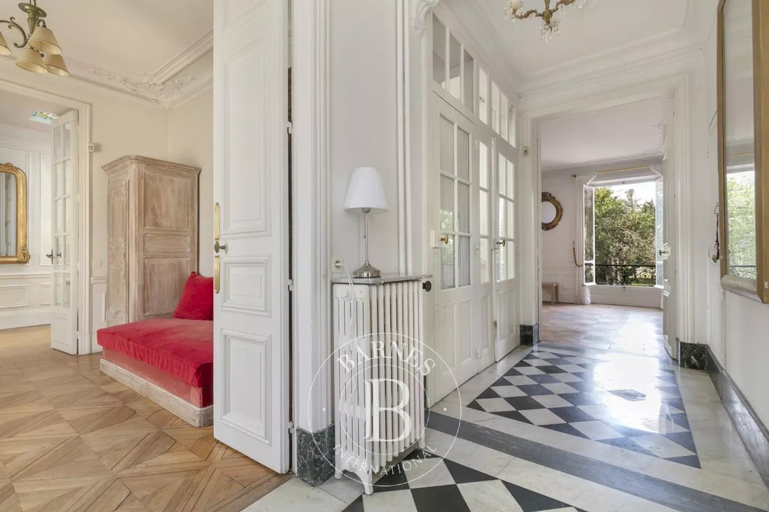 Chatou Mansion In Chatou, île De France, France For Sale (16891199)