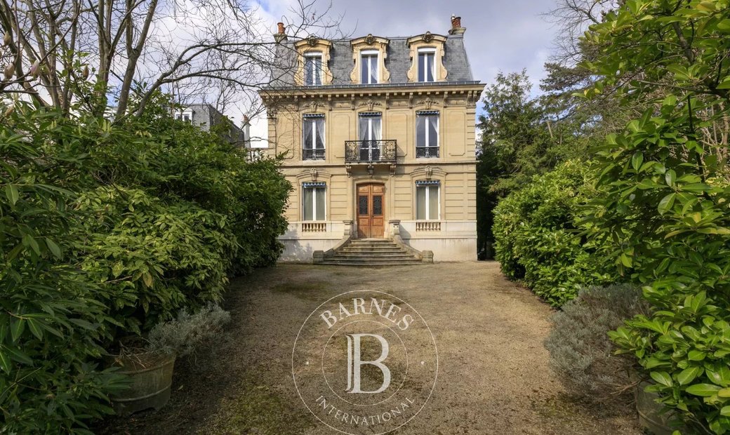Chatou Mansion In Chatou, île De France, France For Sale (16891199)