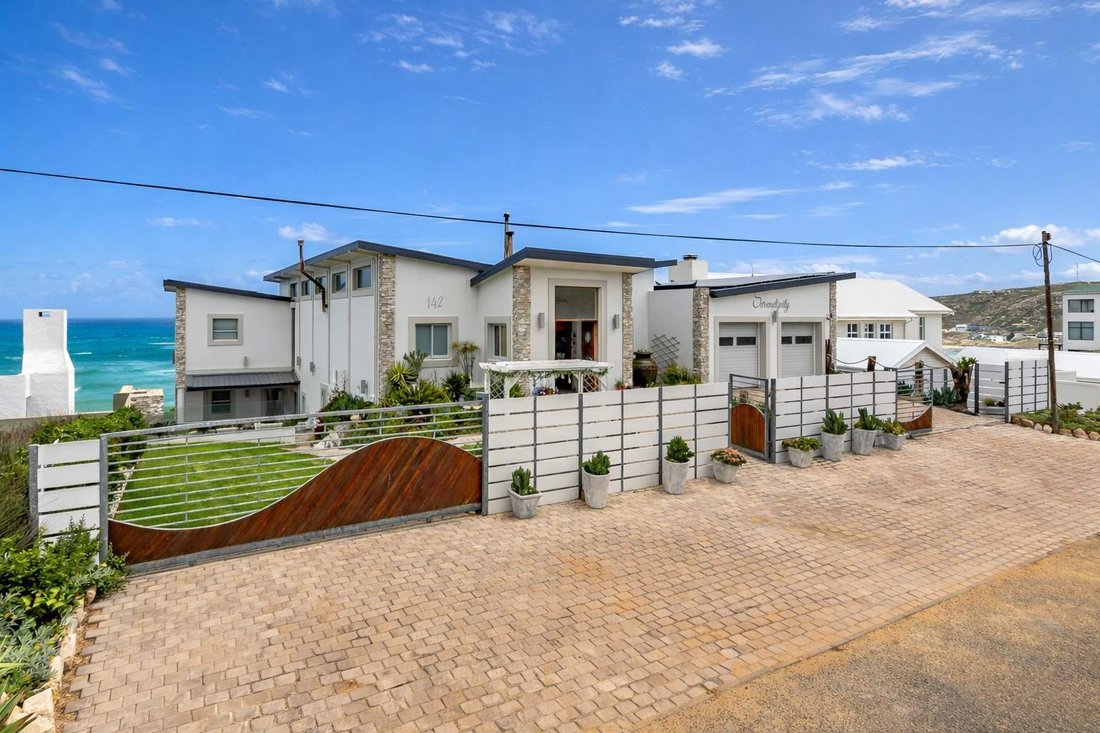 Beachfront Home On Sandy Shores A In Struis Bay, Western Cape, South ...