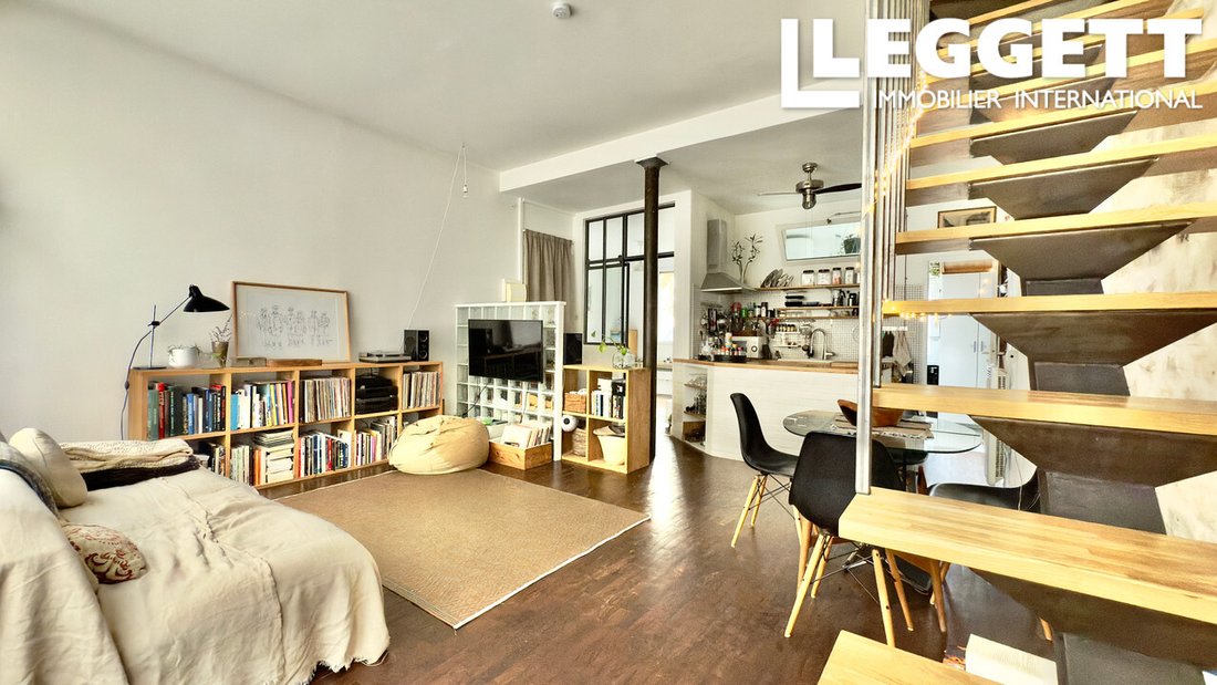 Paris 18e — Lamarck Caulaincourt — Superbe Dans Paris, île De France ...