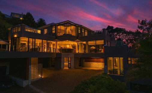 Luxury houses with garden for sale in Welgemoed, Cape Town, Western ...