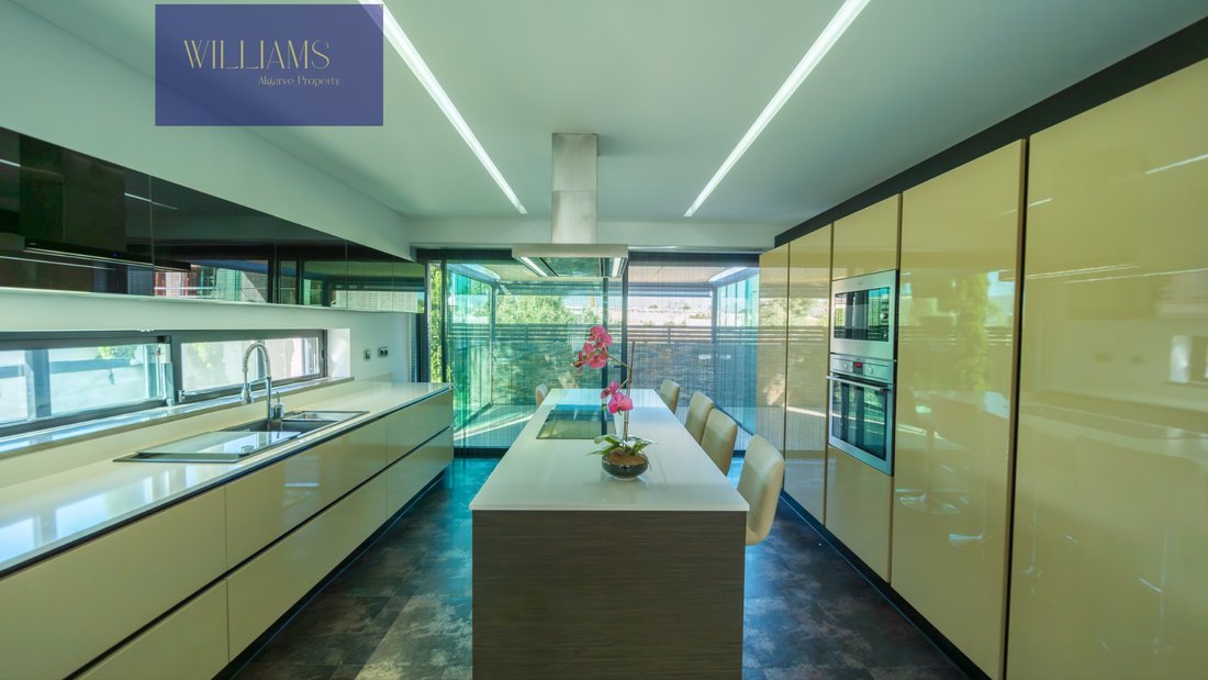 Stunning Modern Villa With 4 Bedrooms Olhão In Quelfes, Algarve ...